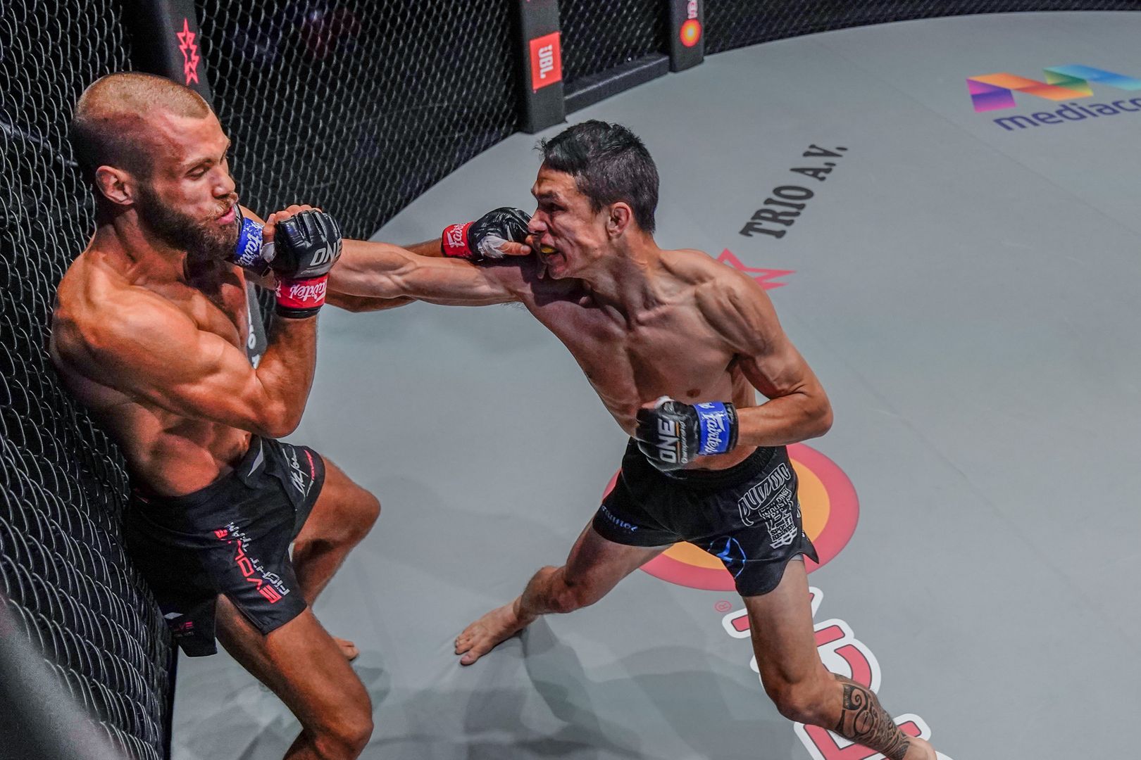 迈凯伦希望击败若松佑弥，挑战莫赖斯的冠军金腰带 - ONE Championship – The Home Of Martial Arts