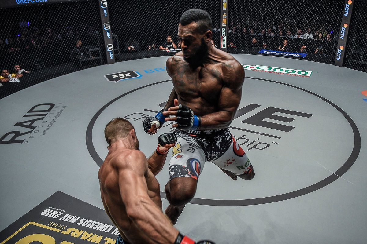 ONE冠军赛：驰骋沙场明星带来的五大经典KO - ONE Championship – The Home Of Martial Arts